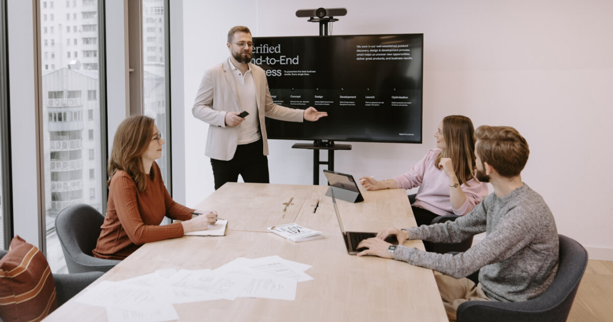 UX deliverables: list of design artefacts examples | Flying Bisons